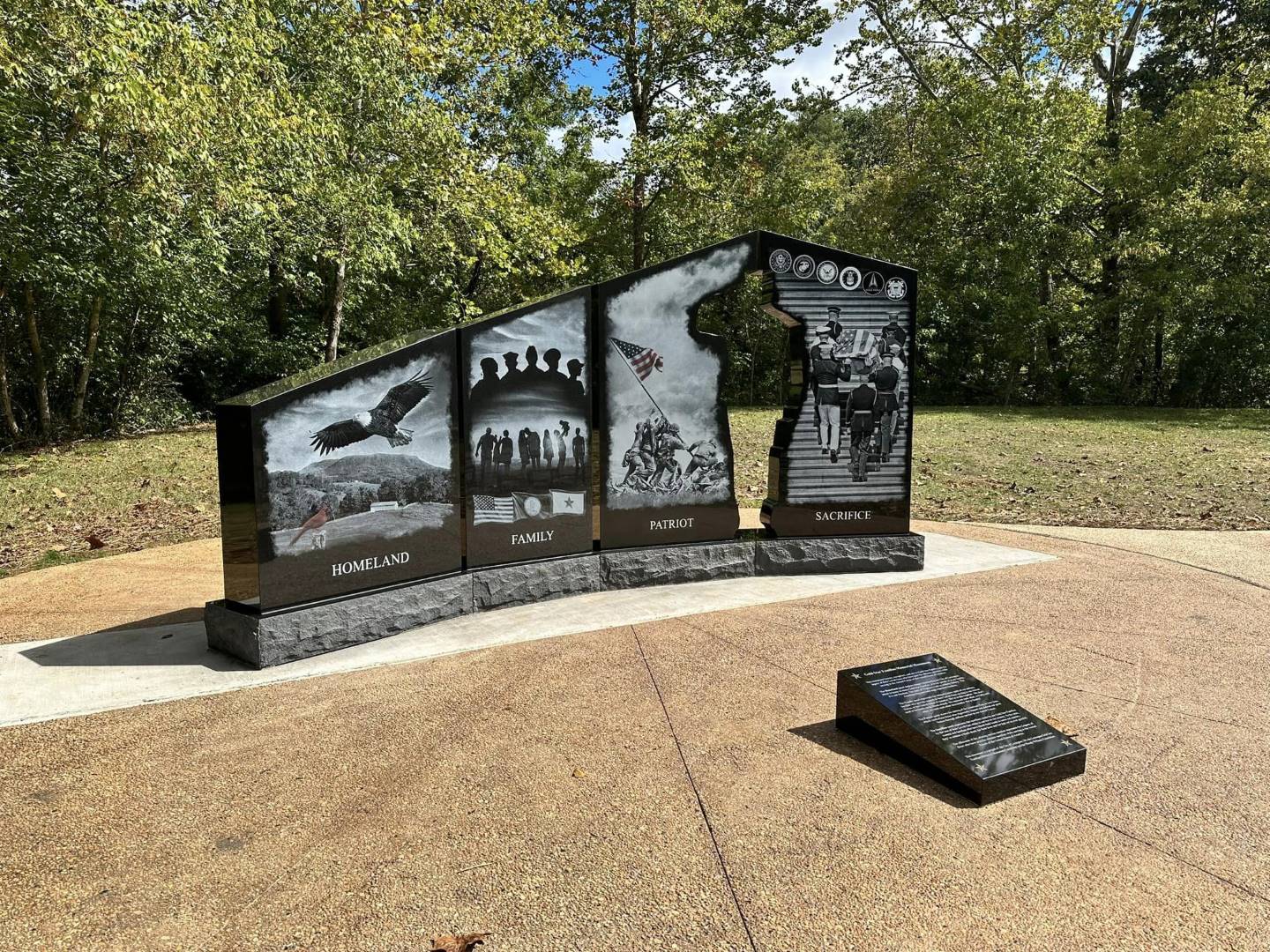 Gold Star Families Memorial Monument | Picture This On Granite